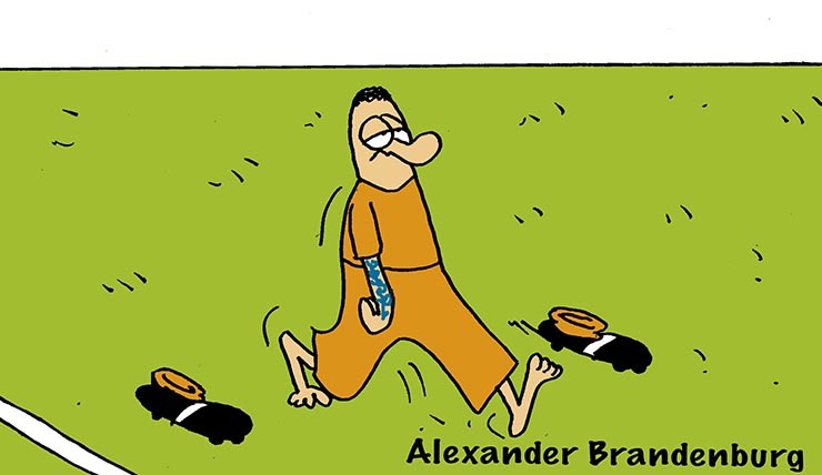 Hij loopt naast zijn schoenen.=Hij is verwaand. | Oneliners op www.one ...