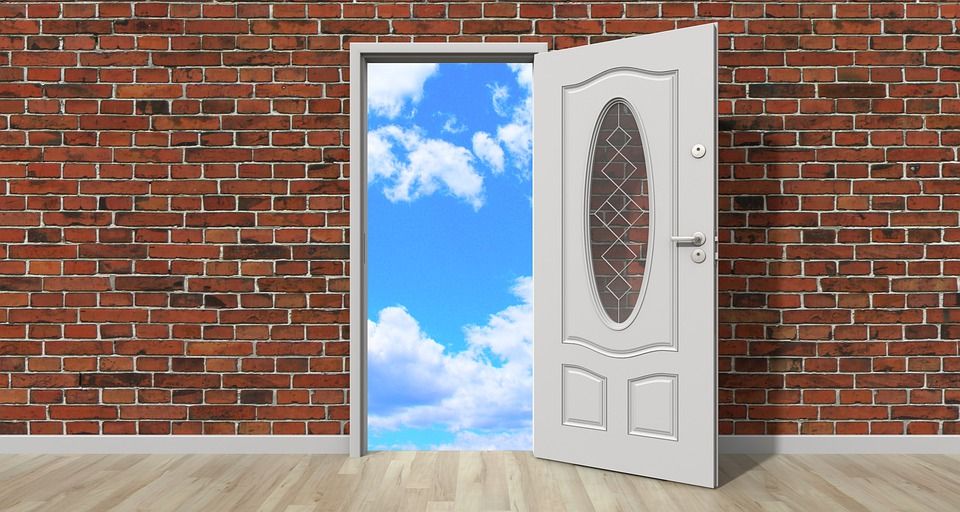 Dat is een open deur.=Dat is een idee dat iedereen had kunnen aandragen ...